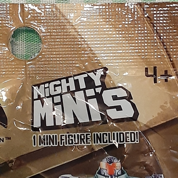 Mattel | Toys | Dc Comics Mighty Minis Miniature Figure Series 2 Batman ...